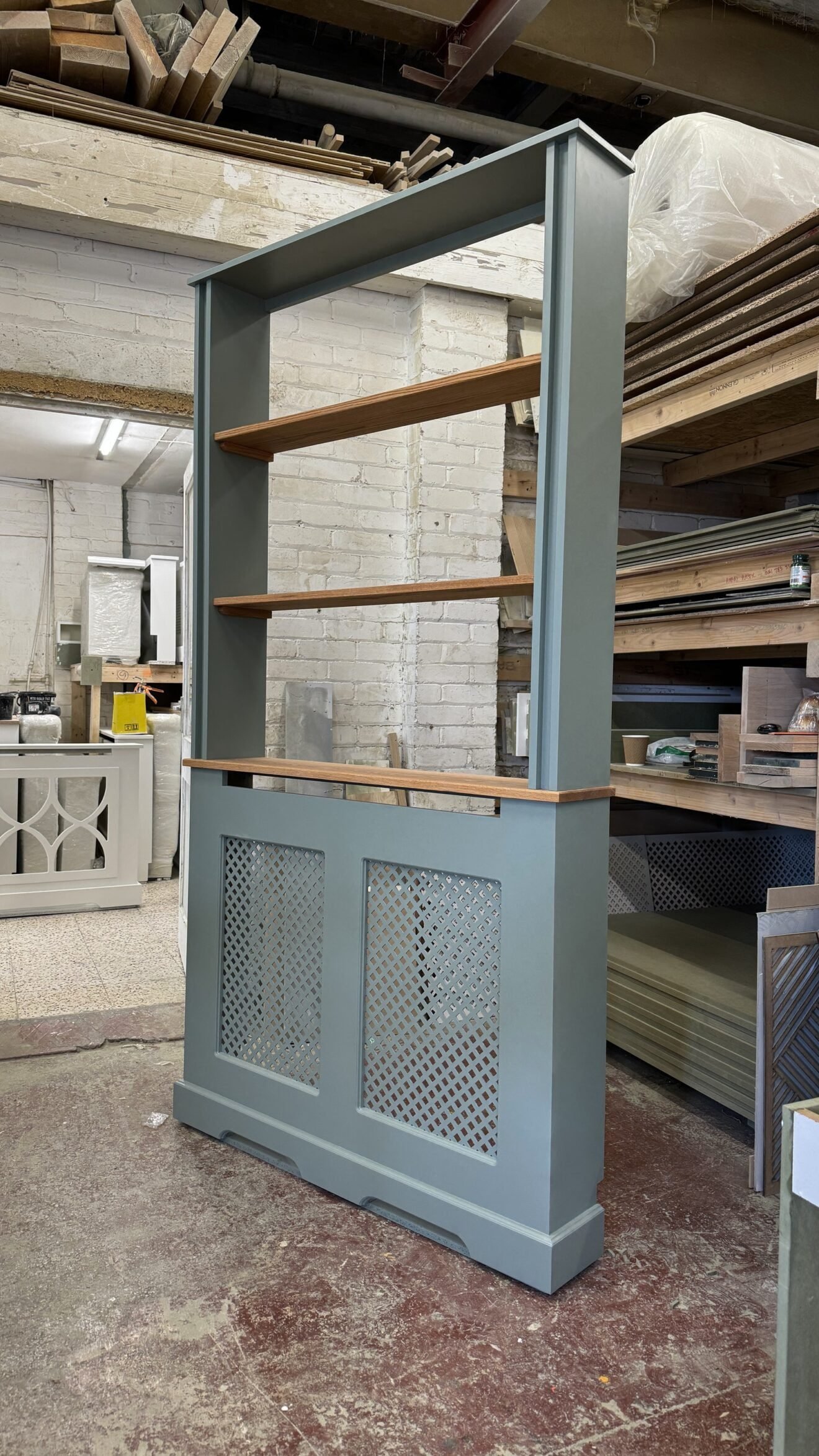 Regency Style Radiator Cover with Integrated Bookshelf
