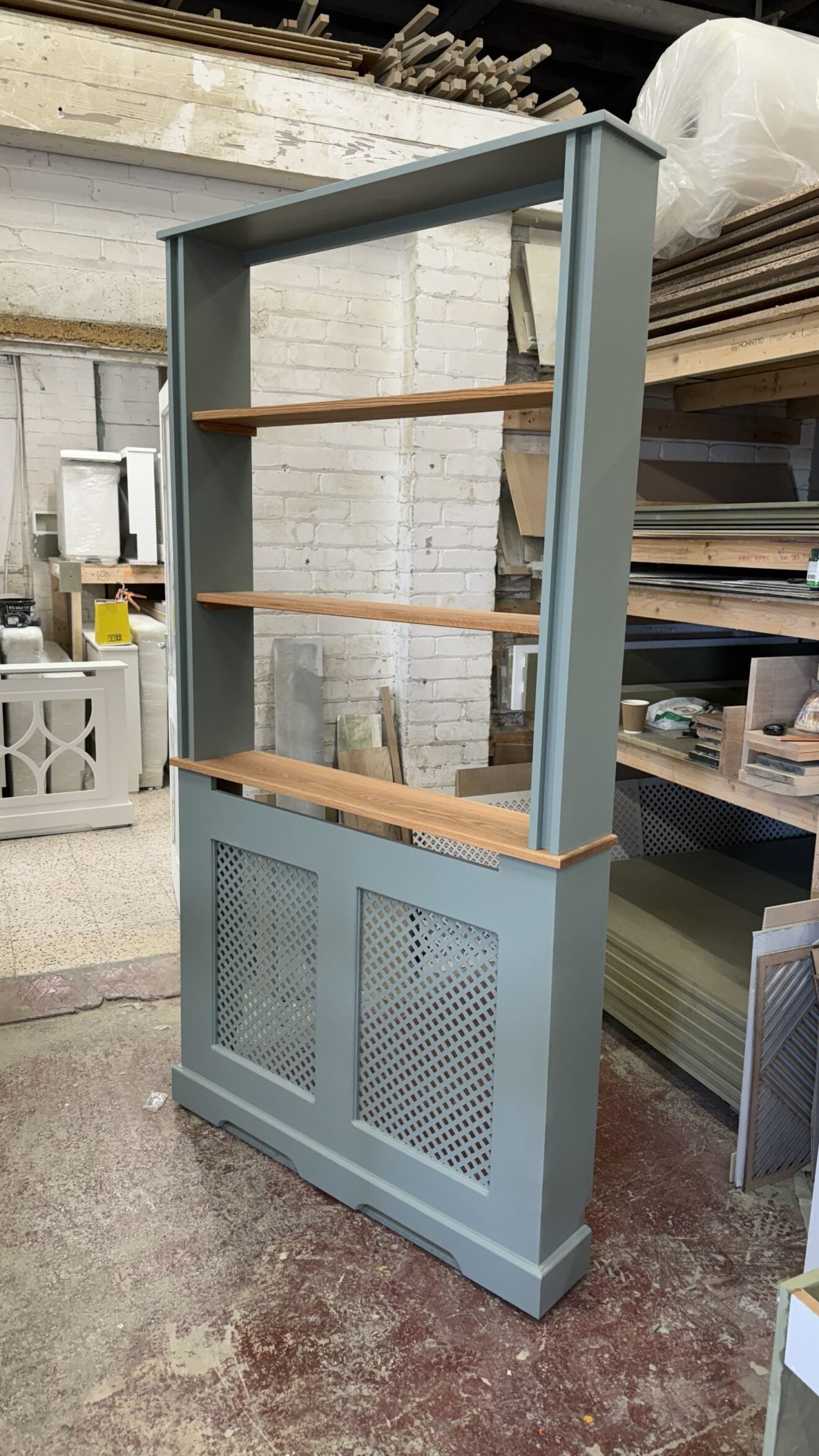 Regency Style Radiator Cover with Integrated Bookshelf
