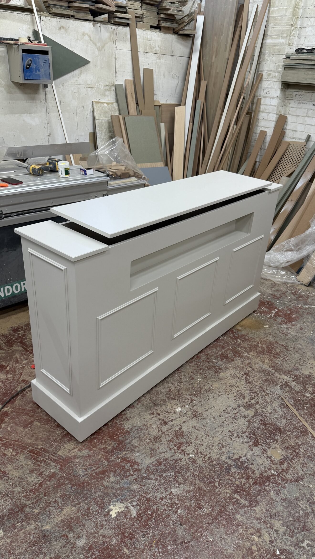 Motorised TV Stand, Luxury TV Unit | AUUNIQUE